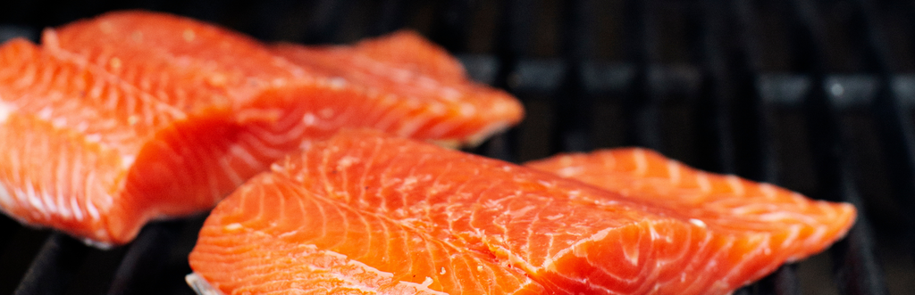 How to Prevent Fish from Sticking to Grill Grates – Alaskan King Crab Co.